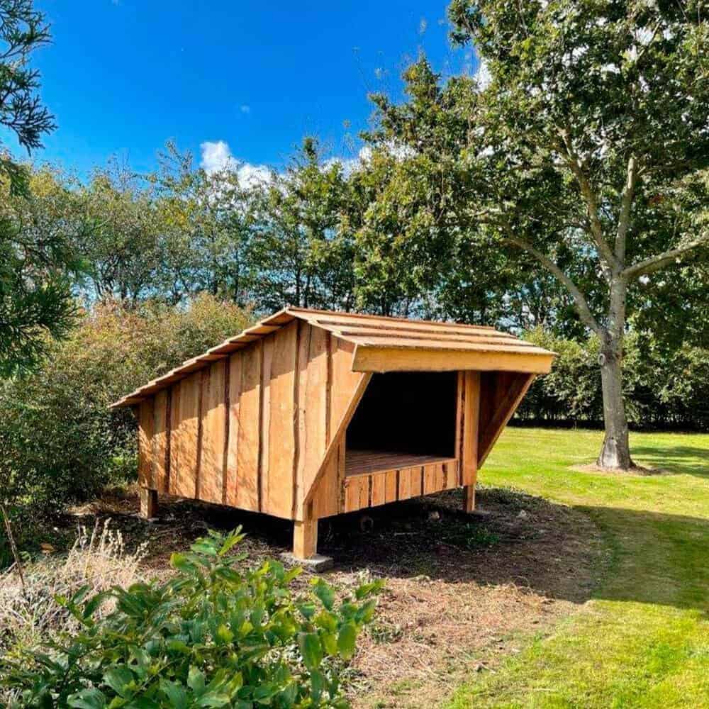 Shelter "Lærkeskoven" 210x255 cm - Staby Fliser og Hegn